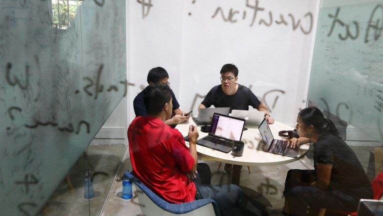 DPD Laser | Sending Parcels with DPD Laser | Your Delivery Experts